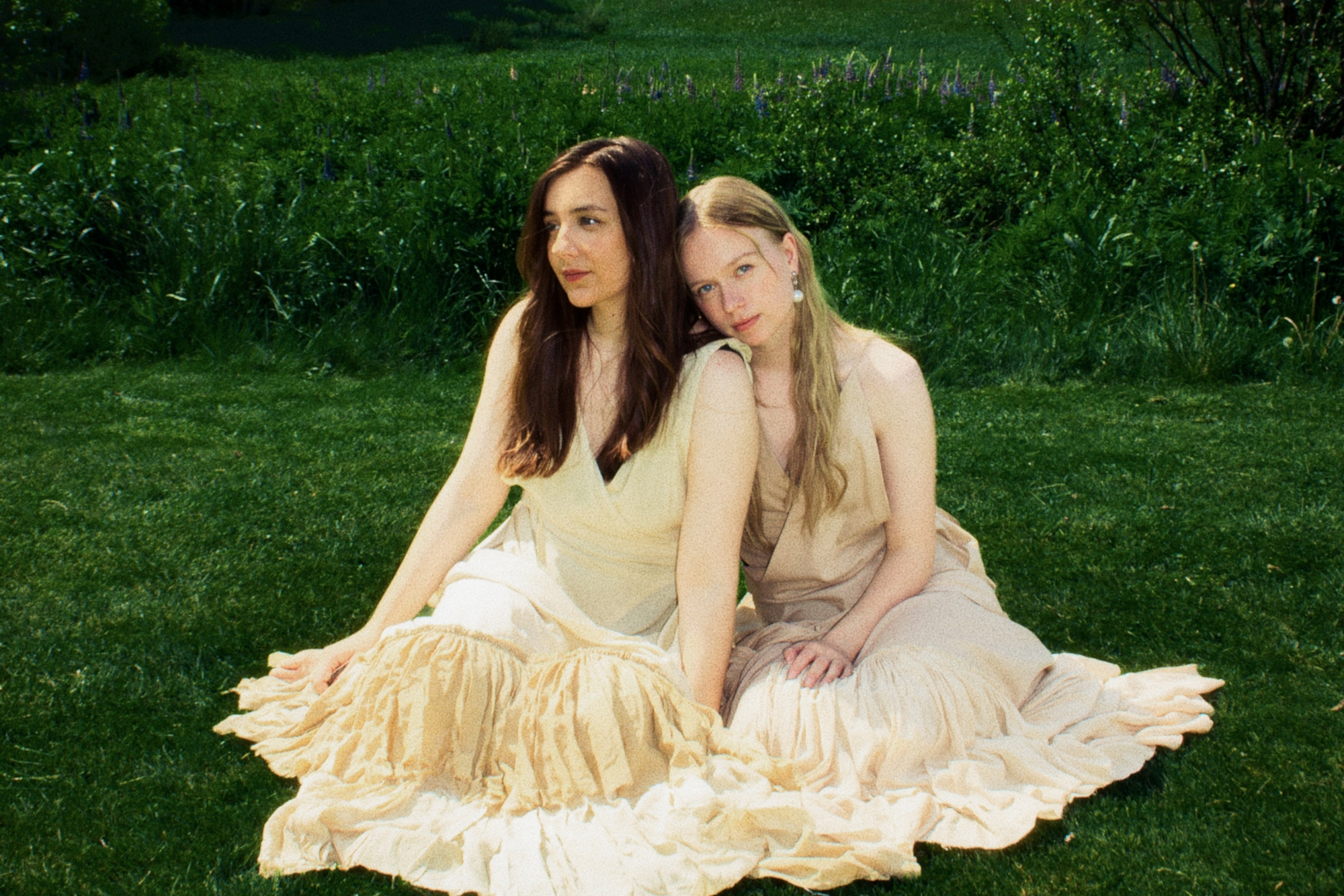 EMMA & MATILDA – Warner Music Live